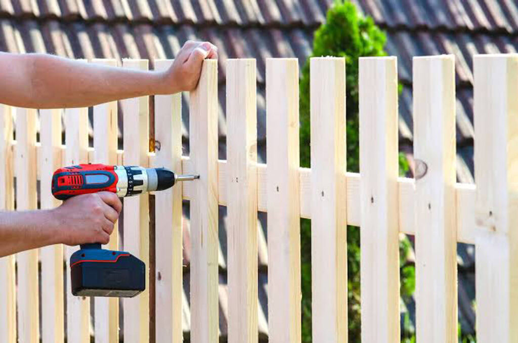 Residential Fencing | Durable Home Fences by Bullard Fence